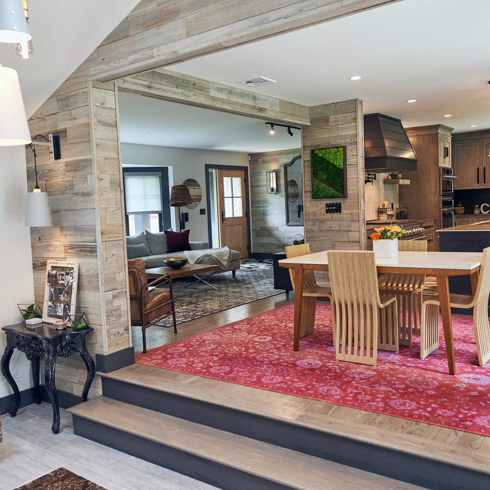 Silvermyst Reclaimed Wood Planks | Stikwood